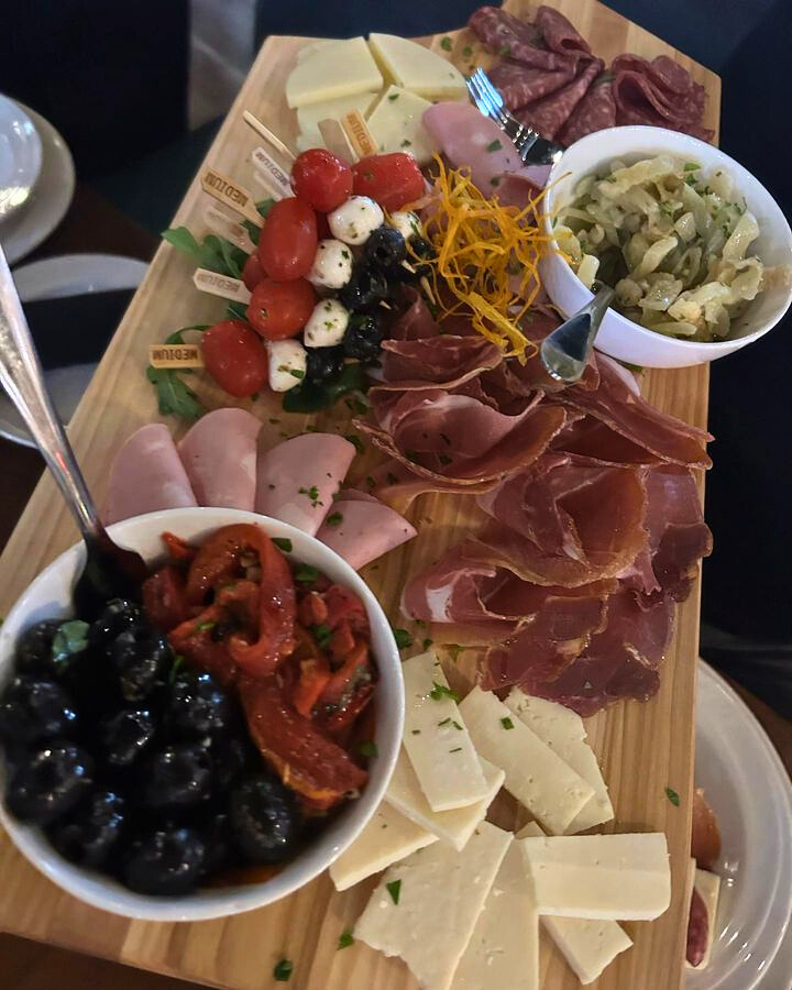 Augusto’s Grill - Embrace Italian Tradition - Italian restaurant in ...