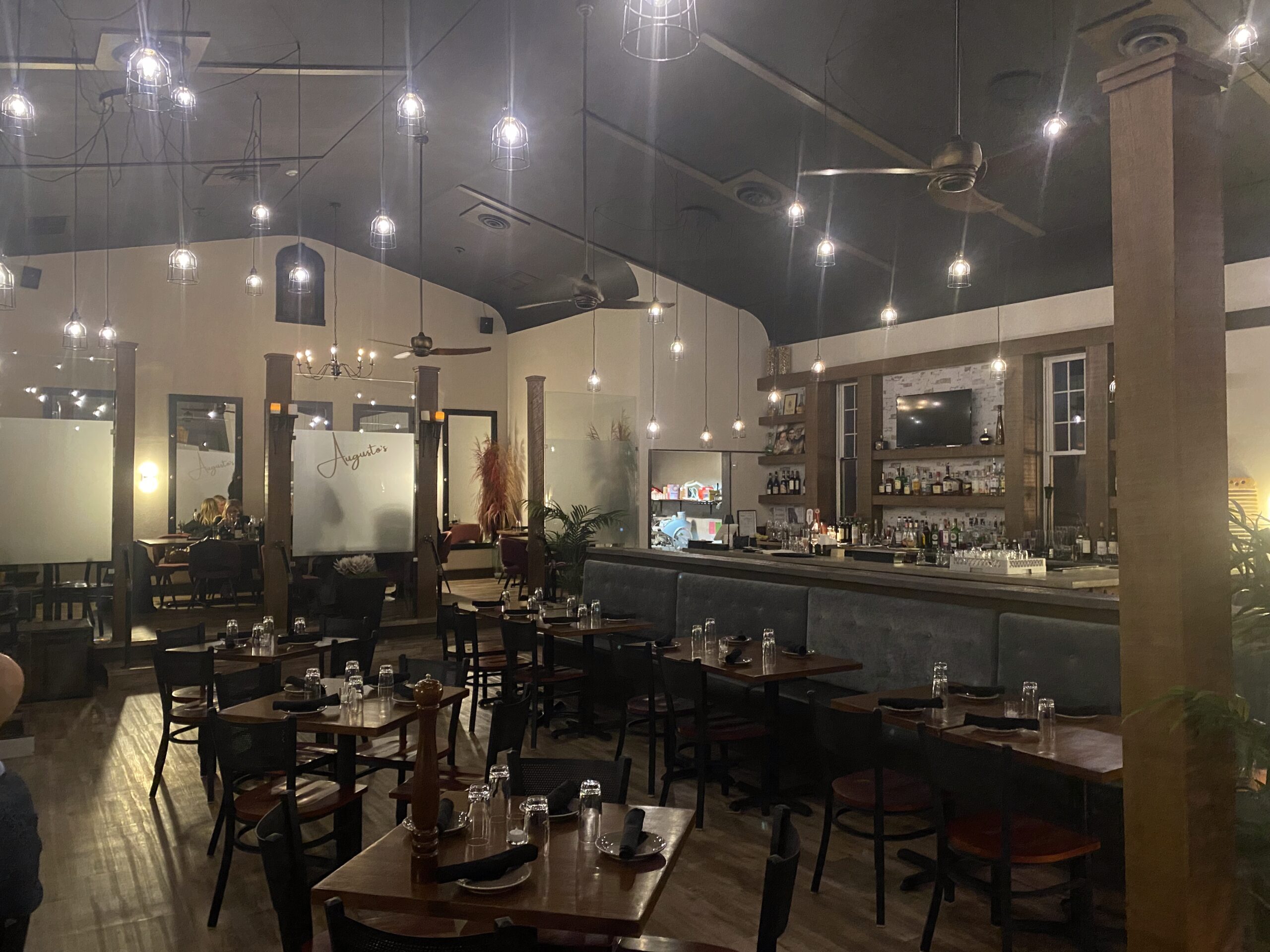 Augusto’s Grill - Embrace Italian Tradition - Italian restaurant in ...